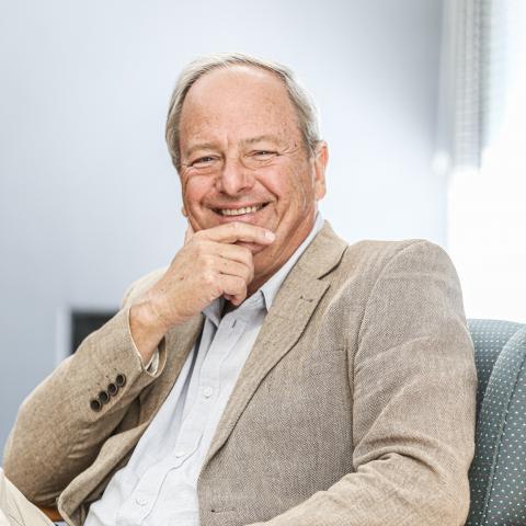 Dr Dirk Pieter Troskie | Service Excellence Awards